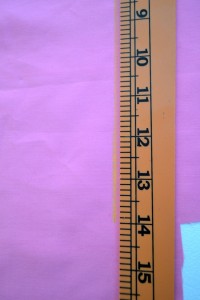 How to Cut Fabrics Straight WITHOUT a Rotary Cutter